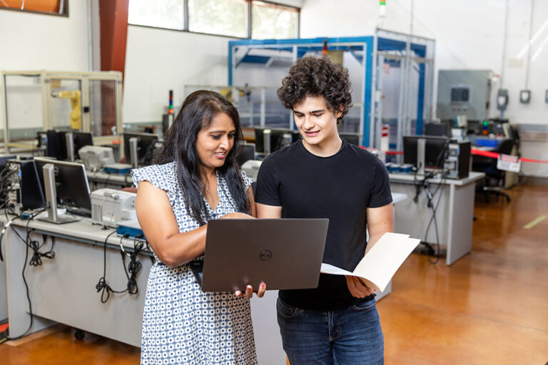 Bachelor of Applied Technology in Manufacturing Engineering Technology ...