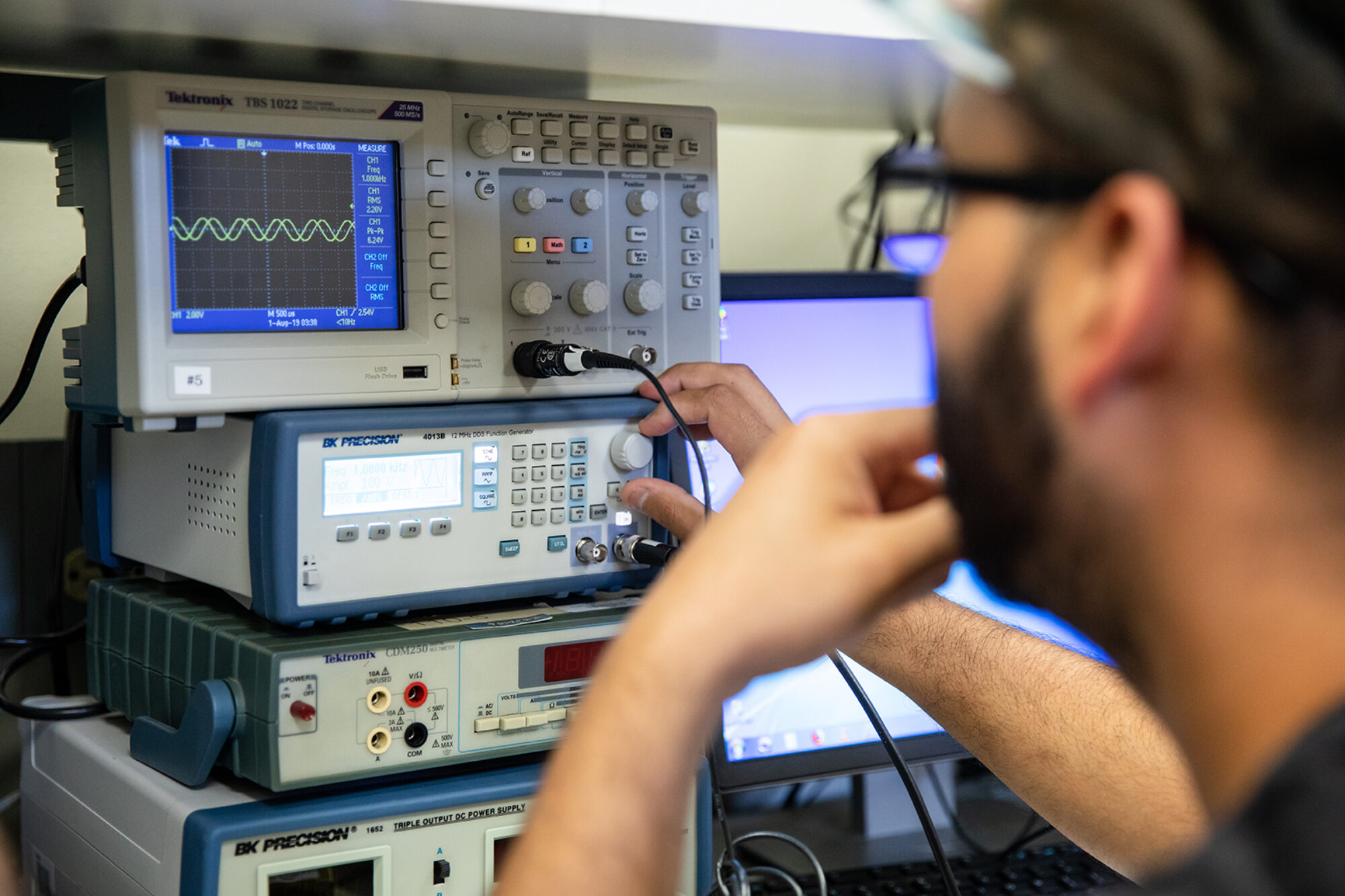 Electronics Technician - Engineering Technology